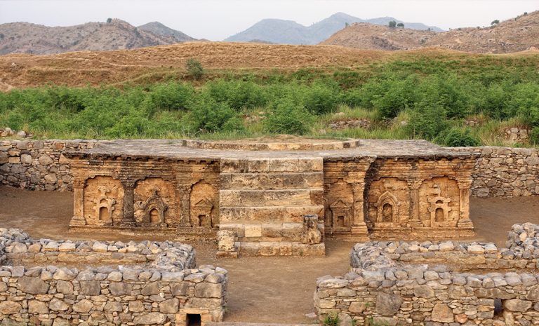 Shakyamuni and the Lotus Sutra - SGI USA